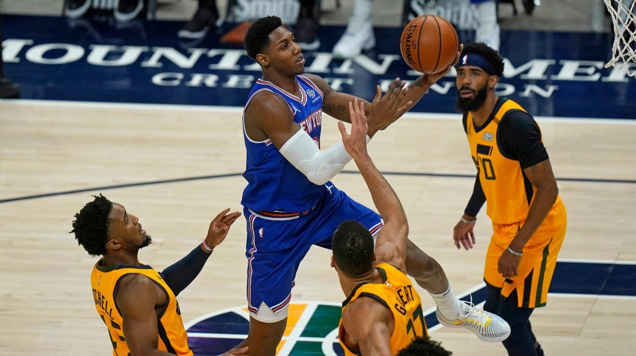 After hot start, Knicks get cooled off by Jazz - Newsday