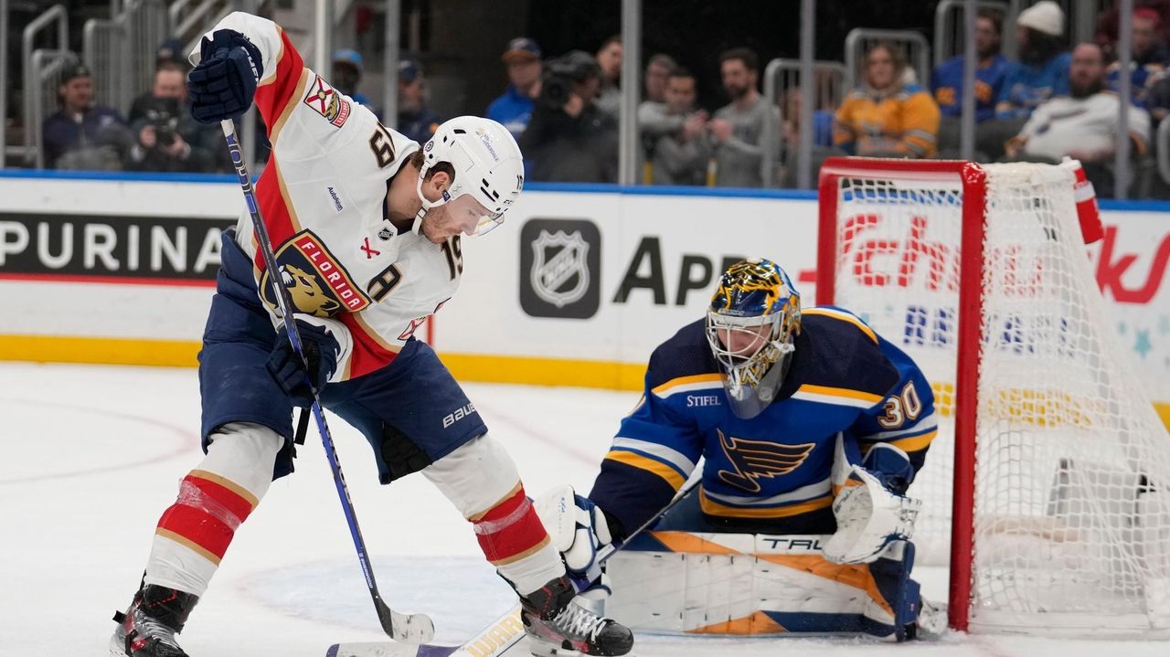 Tkachuk scores hat trick to help Panthers beat Blues 5-1 for 8th straight win - Newsday