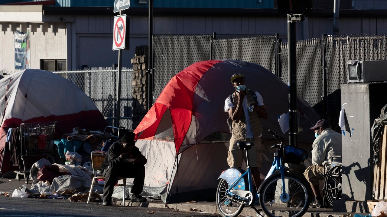 Boston announces new plan to rid city of homeless encampment, get ...