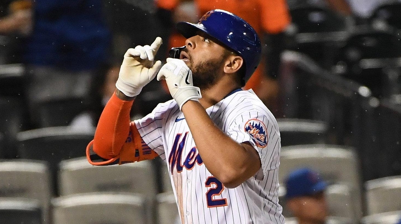 Dominic Smith shakes things up for Mets - Newsday