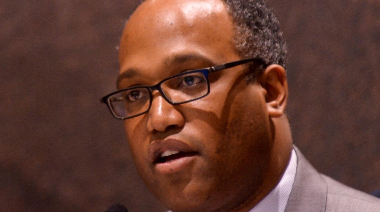 DuWayne Gregory wins Working Families backing for Congress - Newsday