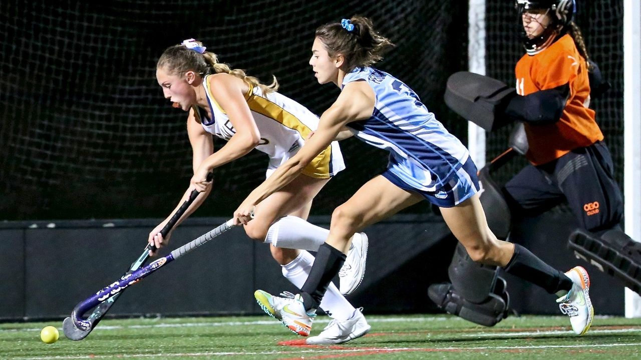 Field hockey photos: SWR vs. Rocky Point - Newsday