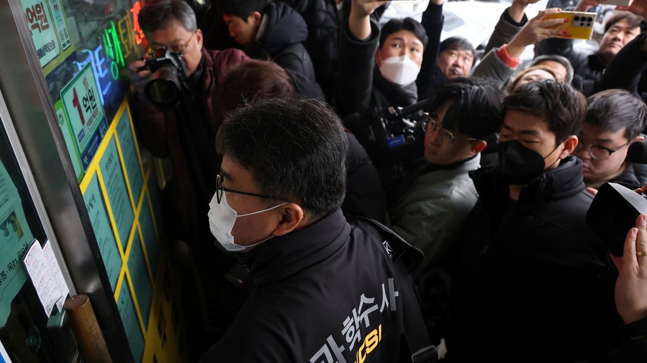 South Korean police raid house of suspect who stabbed opposition leader ...