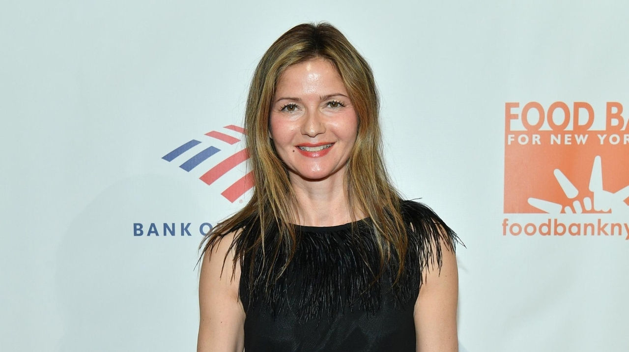 Jill Hennessy talks 'City on a Hill,' performing at My Father's Place ...
