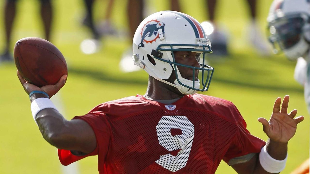 David Garrard atop Dolphins QB depth chart - Newsday