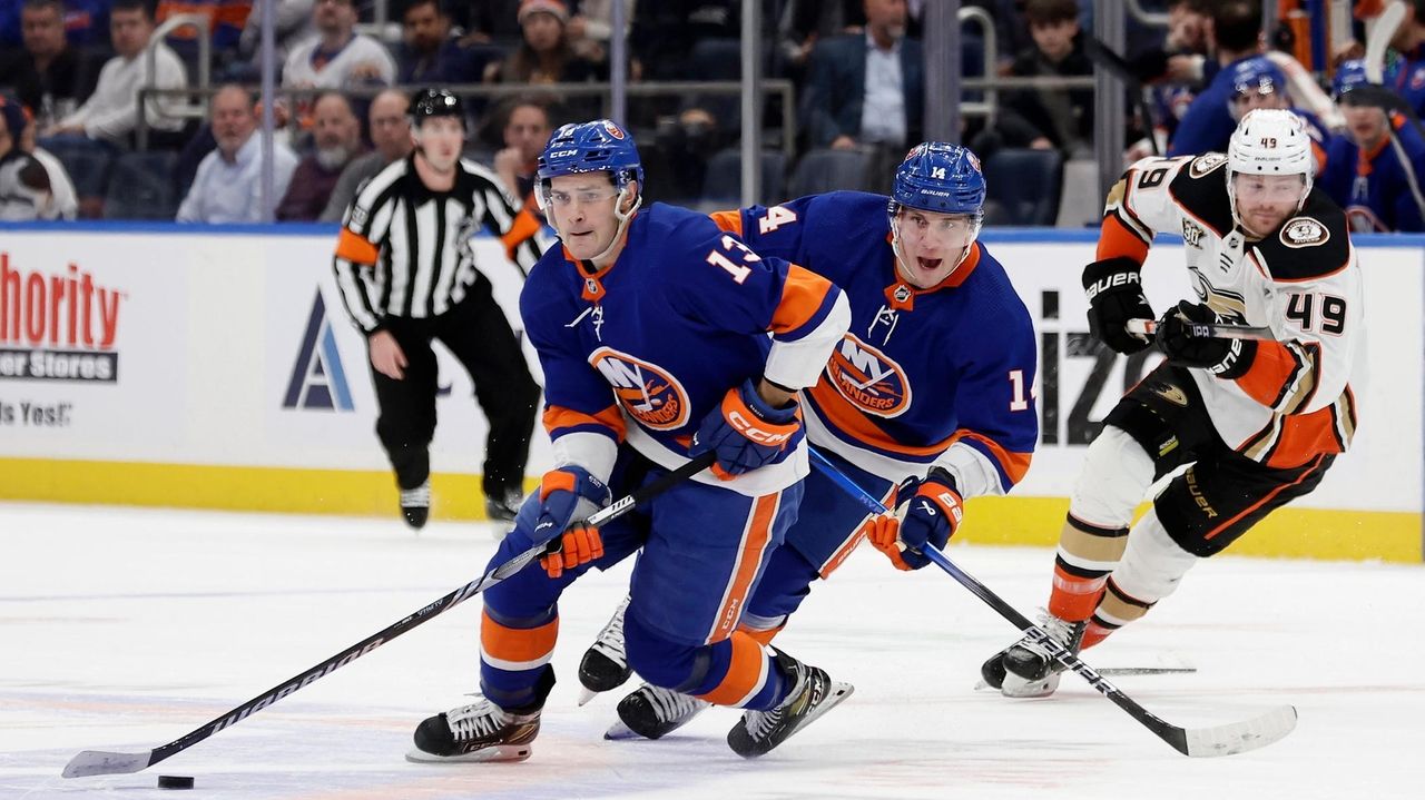 Islanders' Bo Horvat and Mathew Barzal have taken off since Lou ...