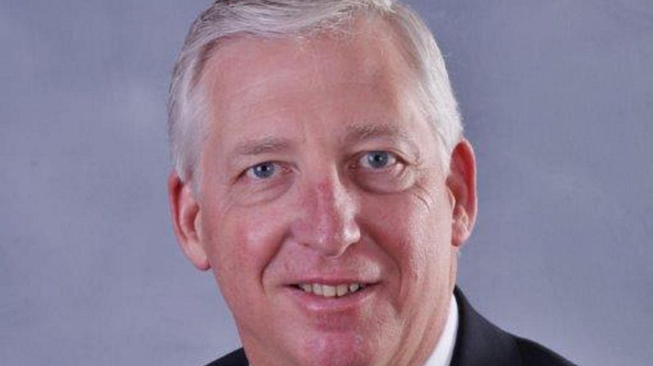 Smithtown comptroller to retire after steering through pandemic - Newsday