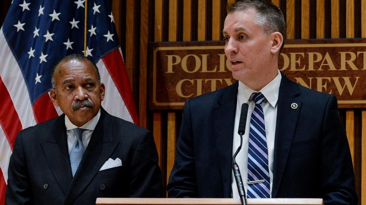 NYPD Commissioner Dermot Shea and his chief deputy retiring - Newsday