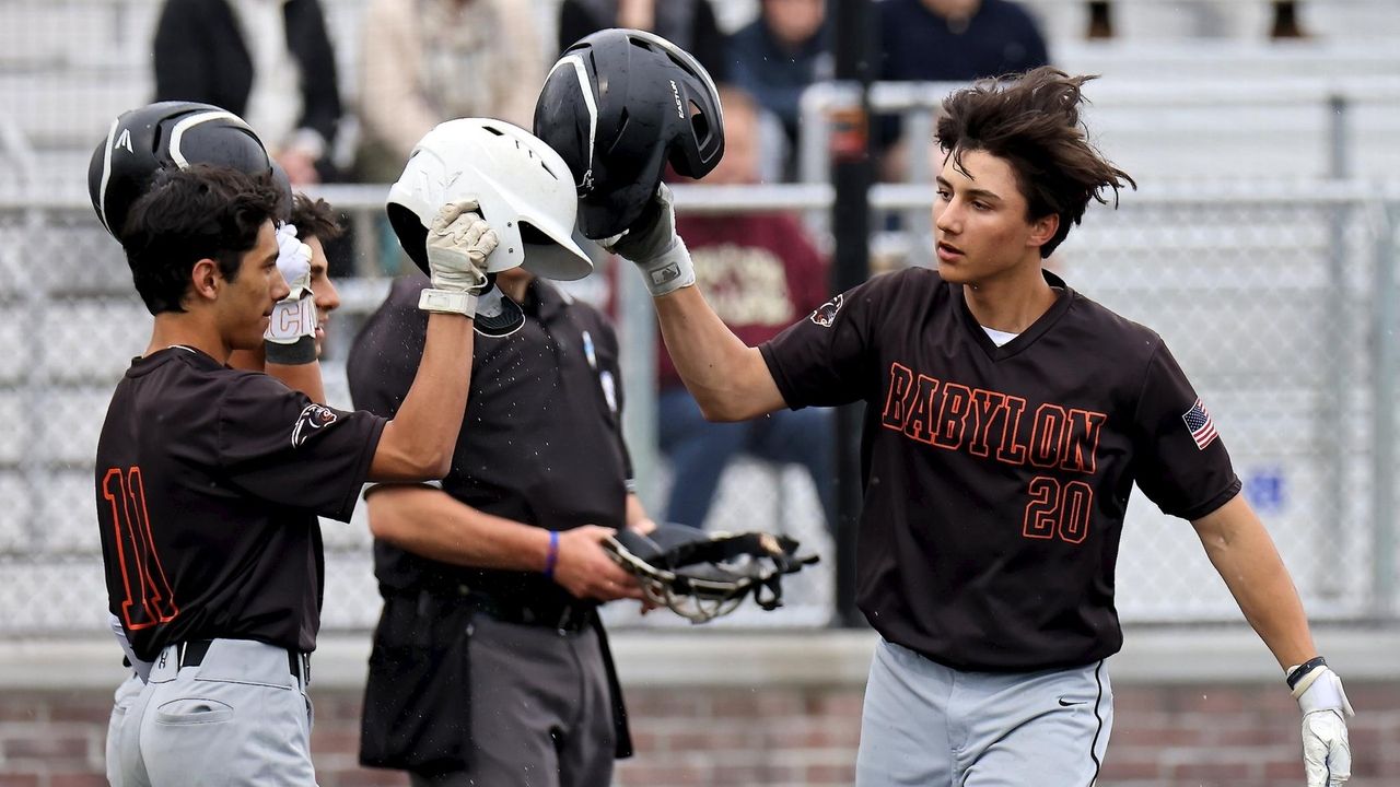 Suffolk Class B baseball final: Babylon vs. Pierson - Newsday