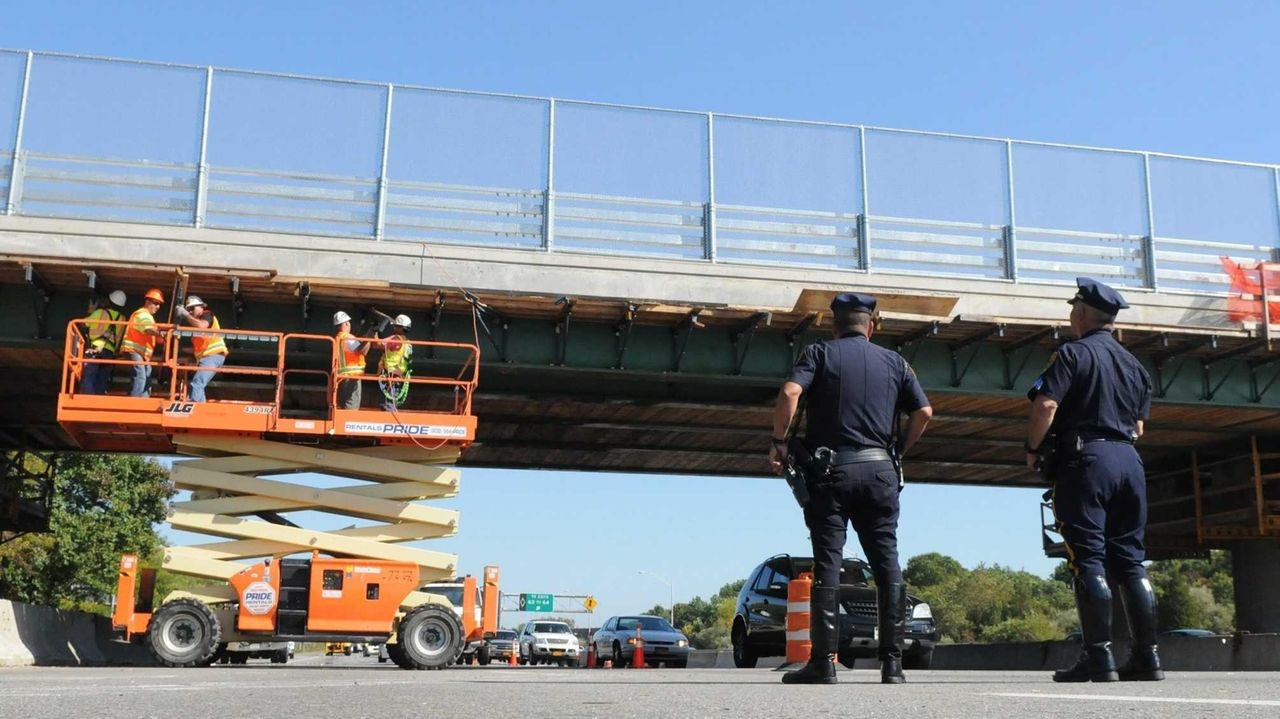 Truck's cargo hits bridge over LIE - Newsday