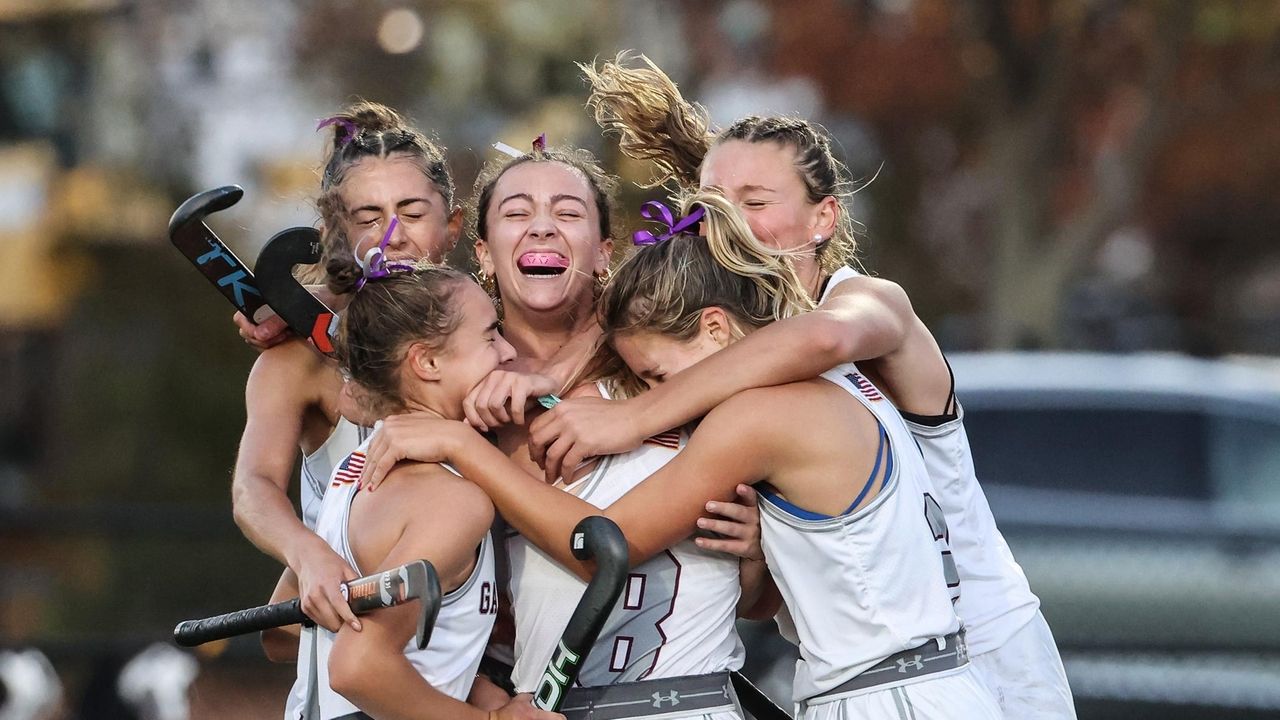 Nassau Class B field hockey final: Garden City vs. Manhasset - Newsday