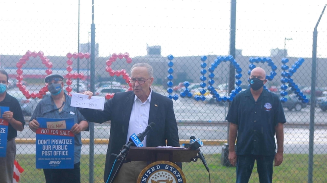 Schumer calls on Congress to fund billions in aid to Postal Service ...