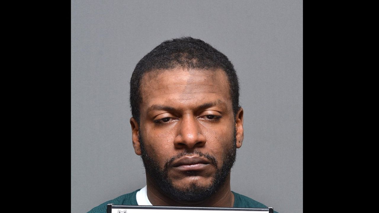 Anthony Wright, 13th defendant charged in missing girl case, indicted ...