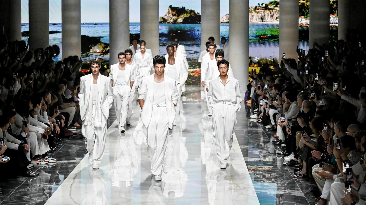Dolce & Gabbana imagines a Mediterranean escape in menswear built for ...