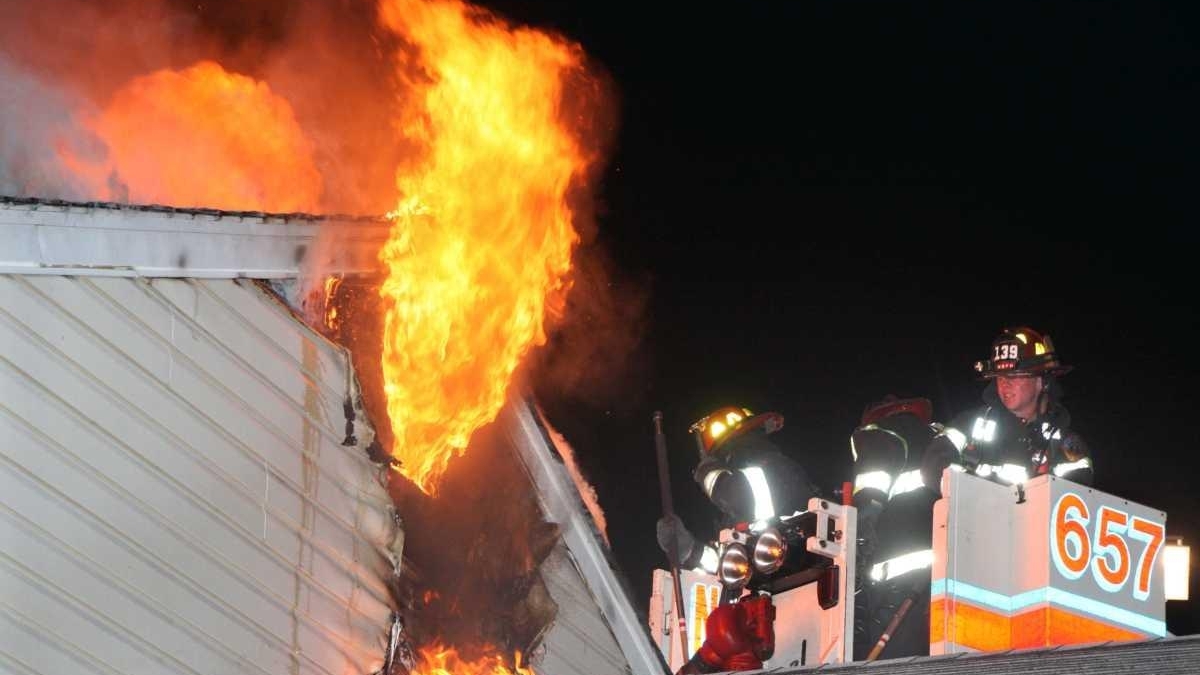 Electrical fire burns N. Bellmore home - Newsday