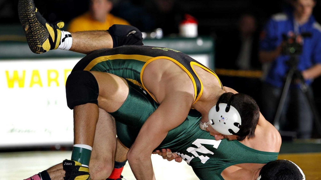 Ward Melville's Nick Piccininni, Longwood's Corey Rasheed winners - Newsday