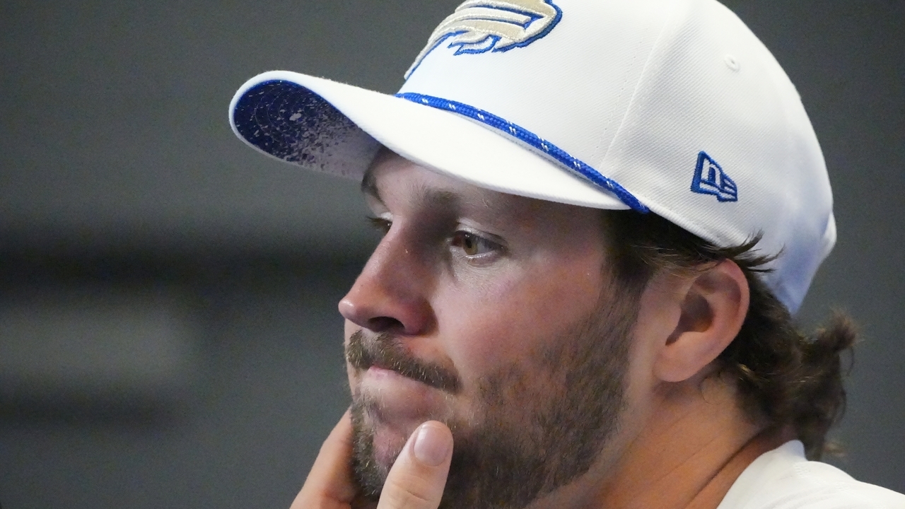 The Bills are undefeated no more after beating themselves in loss to ...