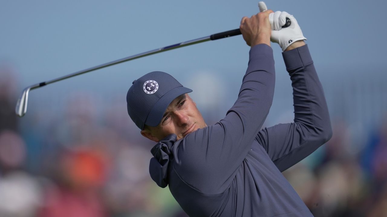 Spieth has solid British Open start ruined by a shank; Justin Thomas ...