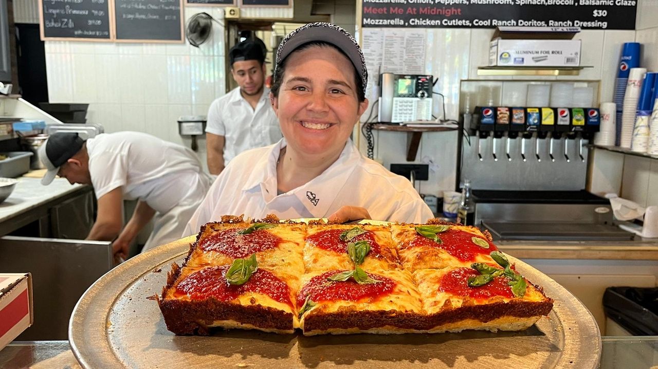 NYC pizzeria opens sister restaurant, Tori T's, in Malverne - Newsday