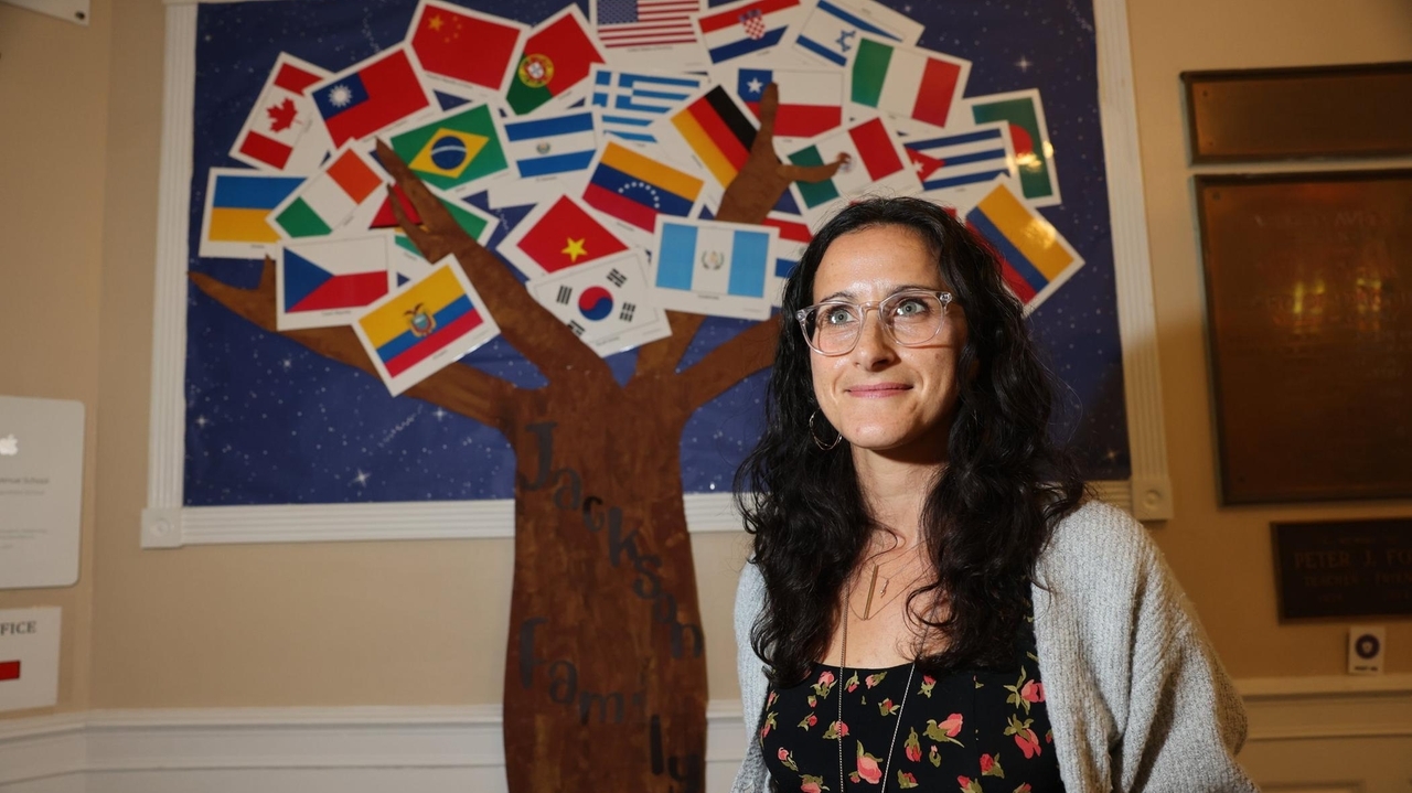 More bilingual-certified teachers are needed, advocates say, as number ...