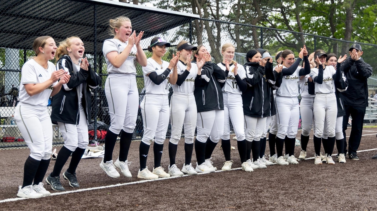 Suffolk Class AA final photos: Sachem North vs. Commack - Newsday