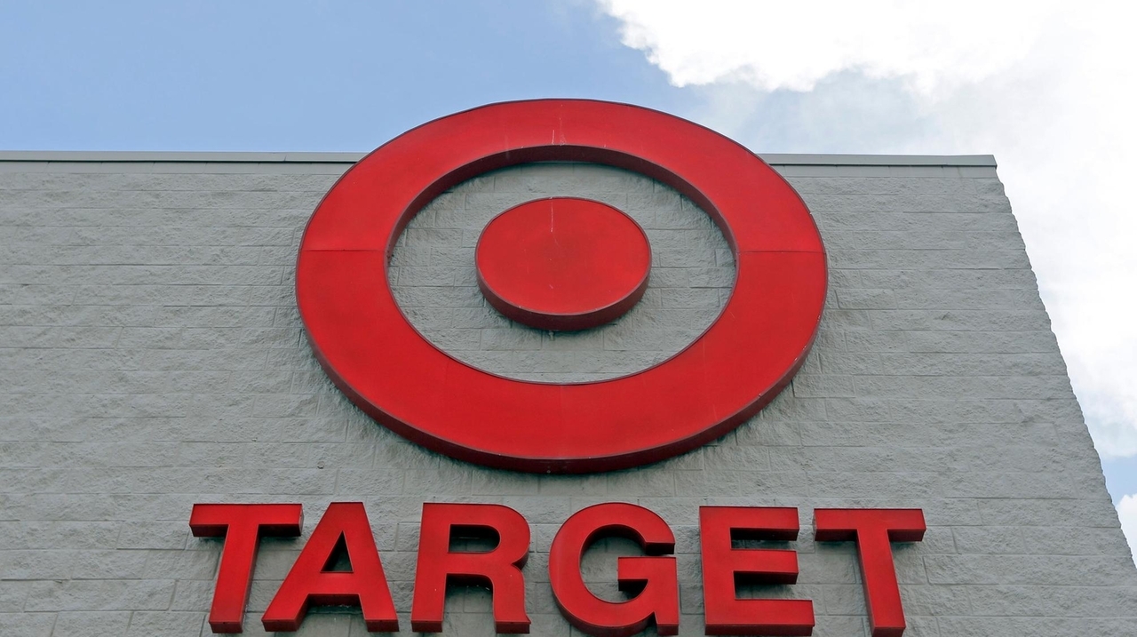 Former Target employee files discrimination suit - Newsday