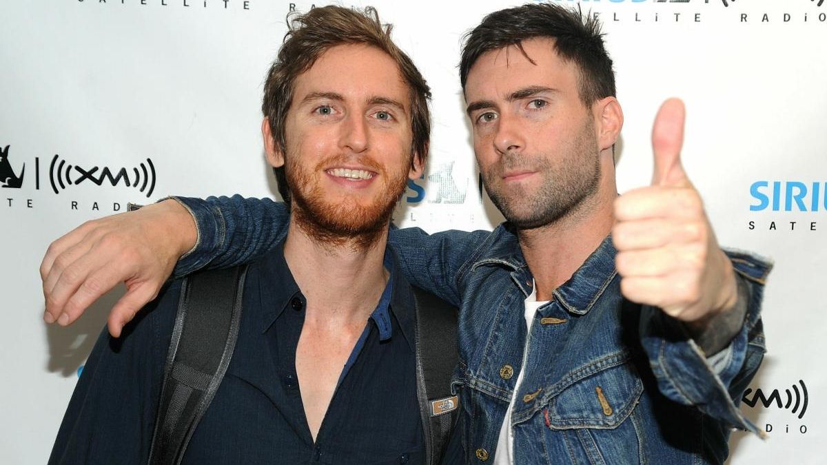 Maroon 5, Train heading to Jones Beach - Newsday