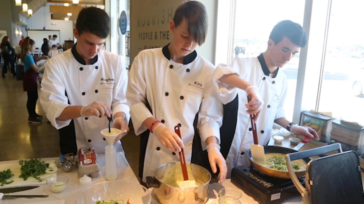 Junior Iron Chef Competition spices up the classroom - Newsday