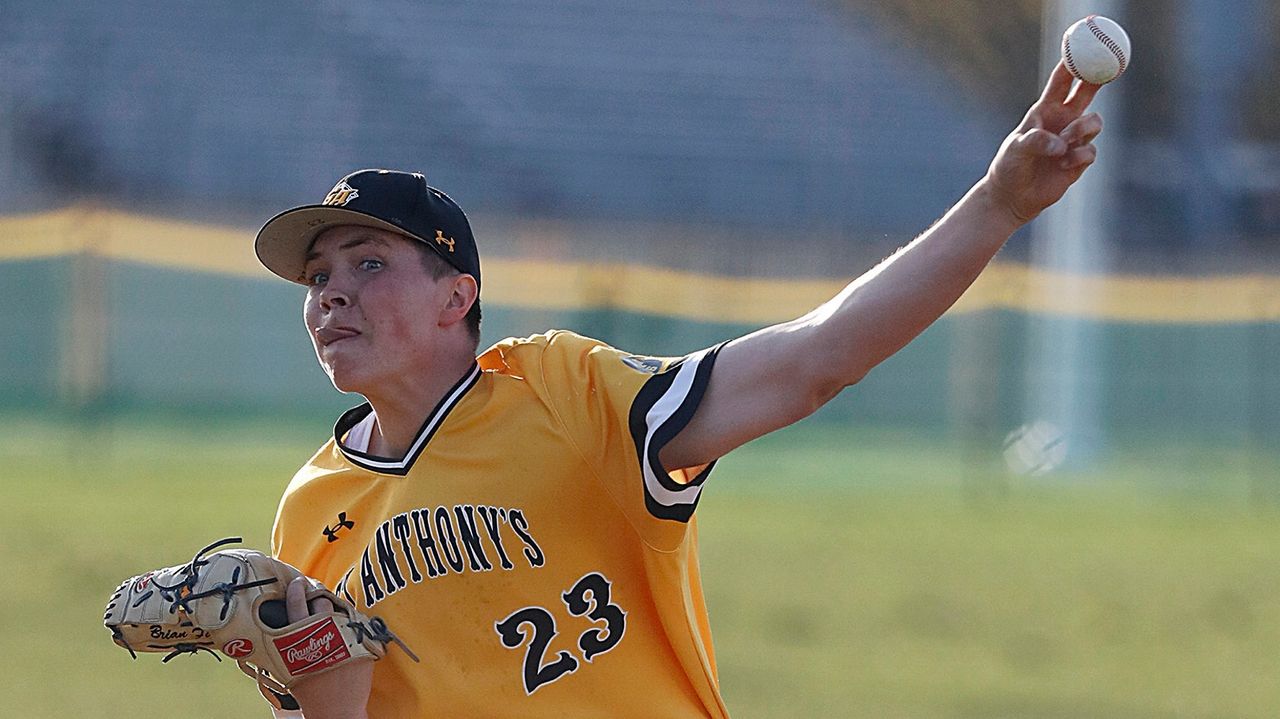 Brewers select Port Jeff's Fitzpatrick in 10th round of MLB Draft - Newsday