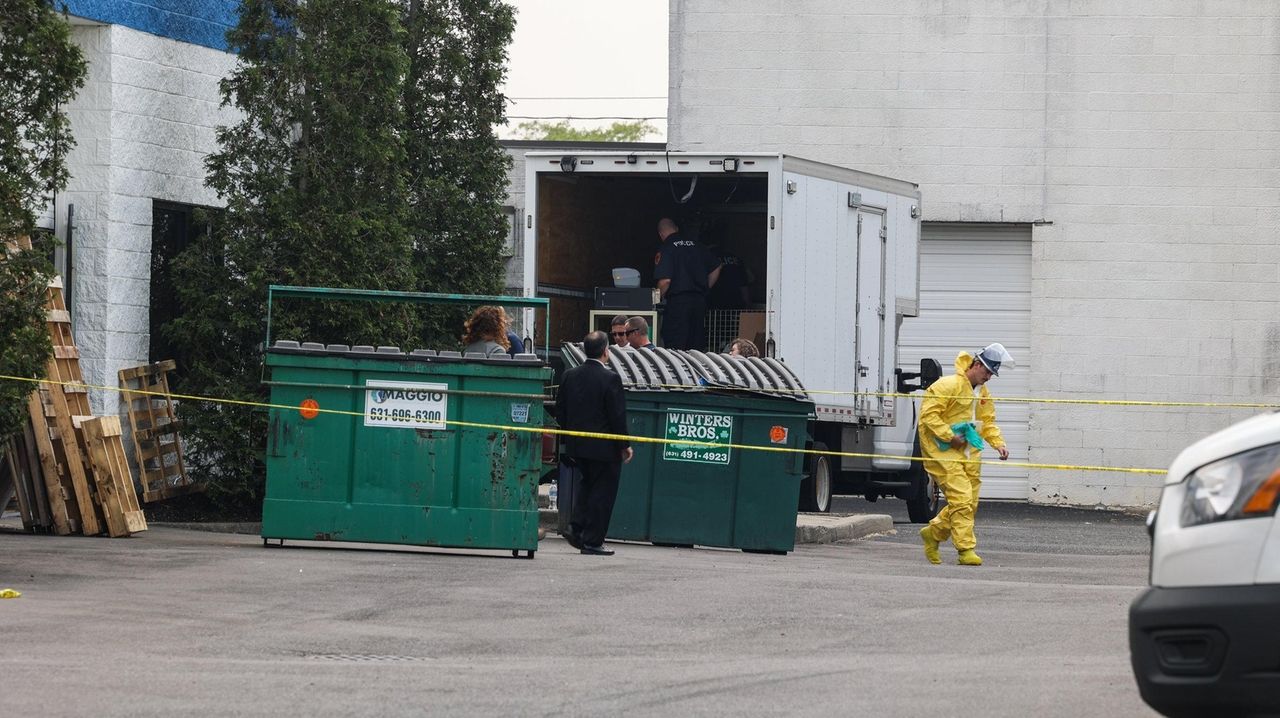 Quantitative Lab owner charged after meth setup found in Ronkonkoma ...