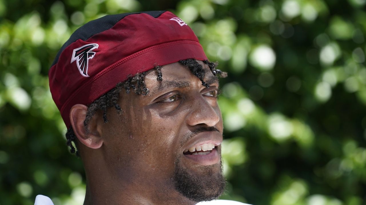 Terrell, Falcons defensive starters eager to make preseason debut ...