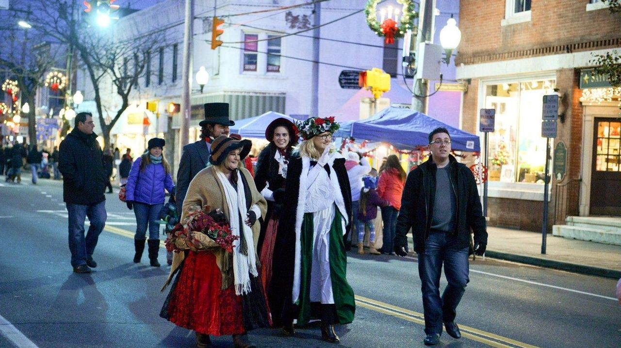 Parades, shows and festivals among holiday events across LI - Newsday