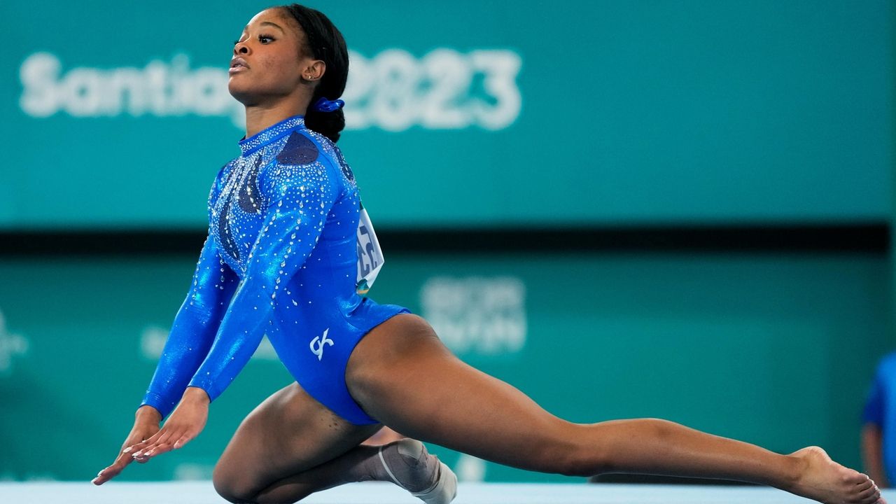 Kaliya Lincoln, U.S. gymnast and Gabby Douglas mentee, wins gold medal in floor at Pan Am Games ...