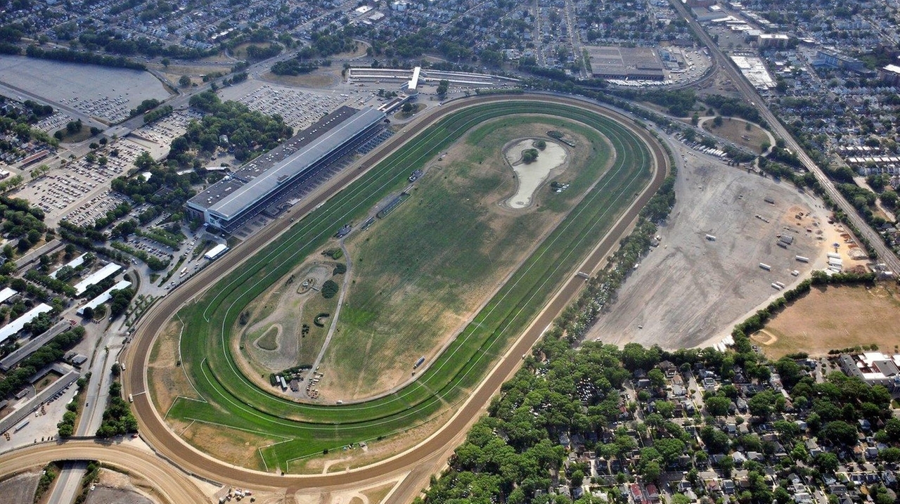 Nassau OTB plans to build video lottery terminal casino at Belmont Park ...