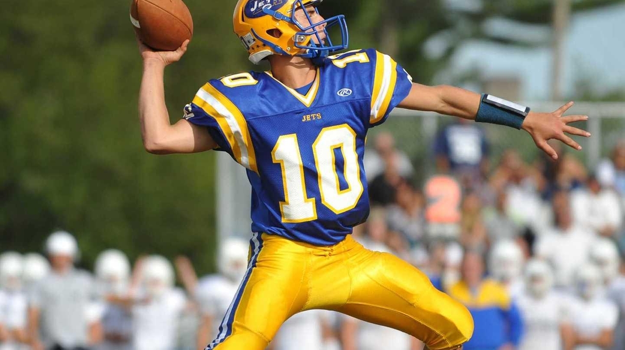 Nassau I football team-by-team previews - Newsday