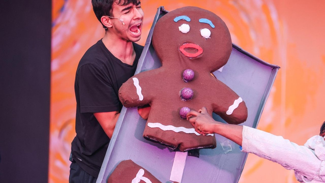 How Long Island high school theater crews seek out the perfect props ...