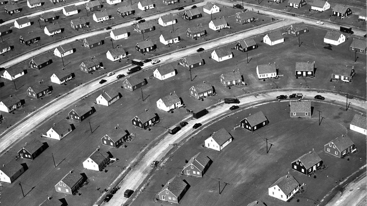1950 census release offers snapshot of suburban boom - Newsday