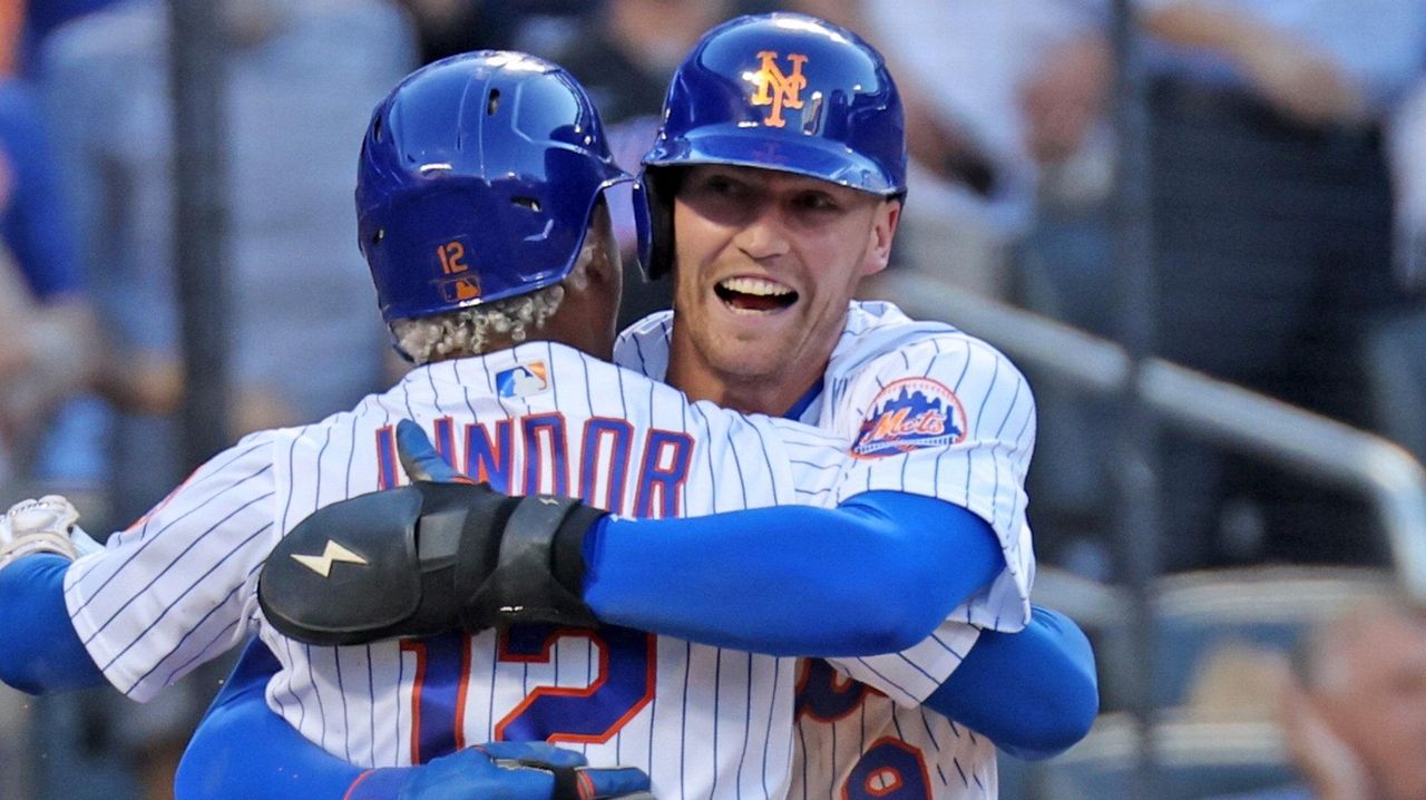 Sources: Nimmo, Mets agree to 8-year, $162 million deal - Newsday