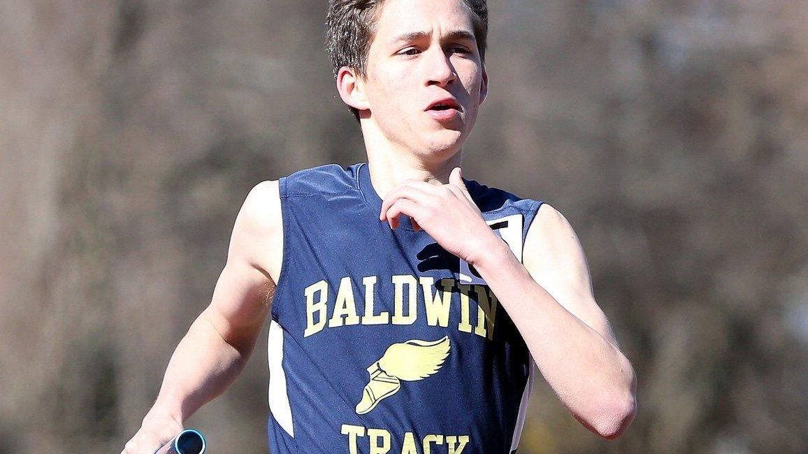 Liam Graff, Evan Batsford sub in to lead Baldwin 4 x 800 relay at ...
