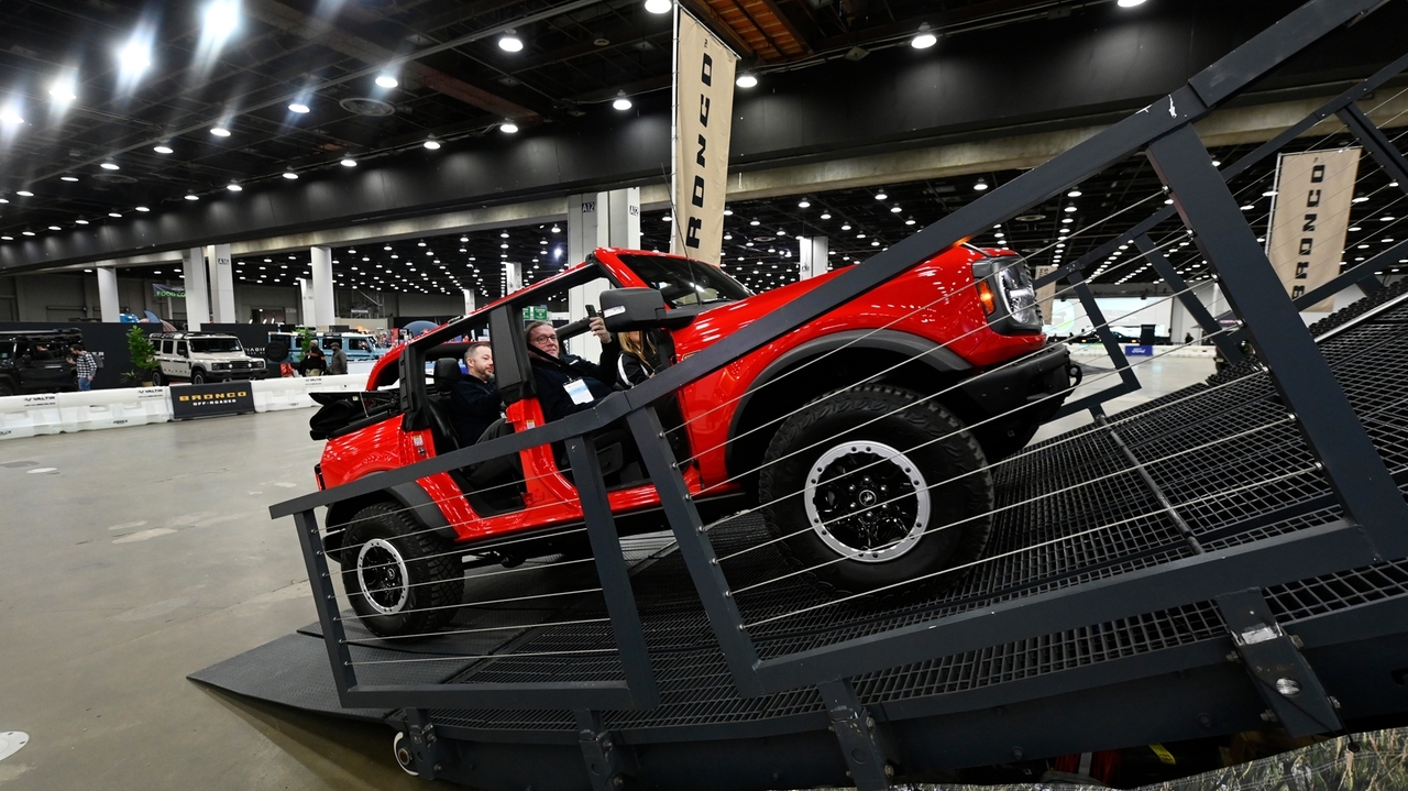 Detroit Auto Show opens as industry pares back splashy debuts and leans ...