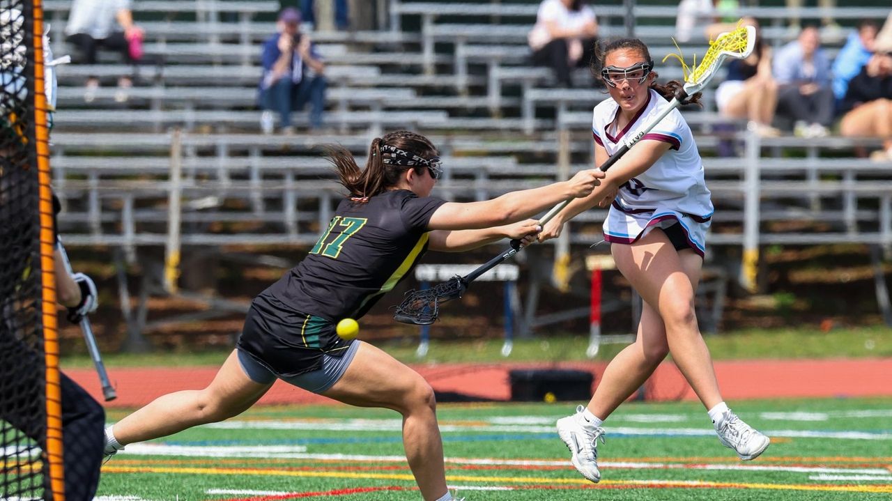 North Shore's Yoo scores tying, winning goals in victory - Newsday