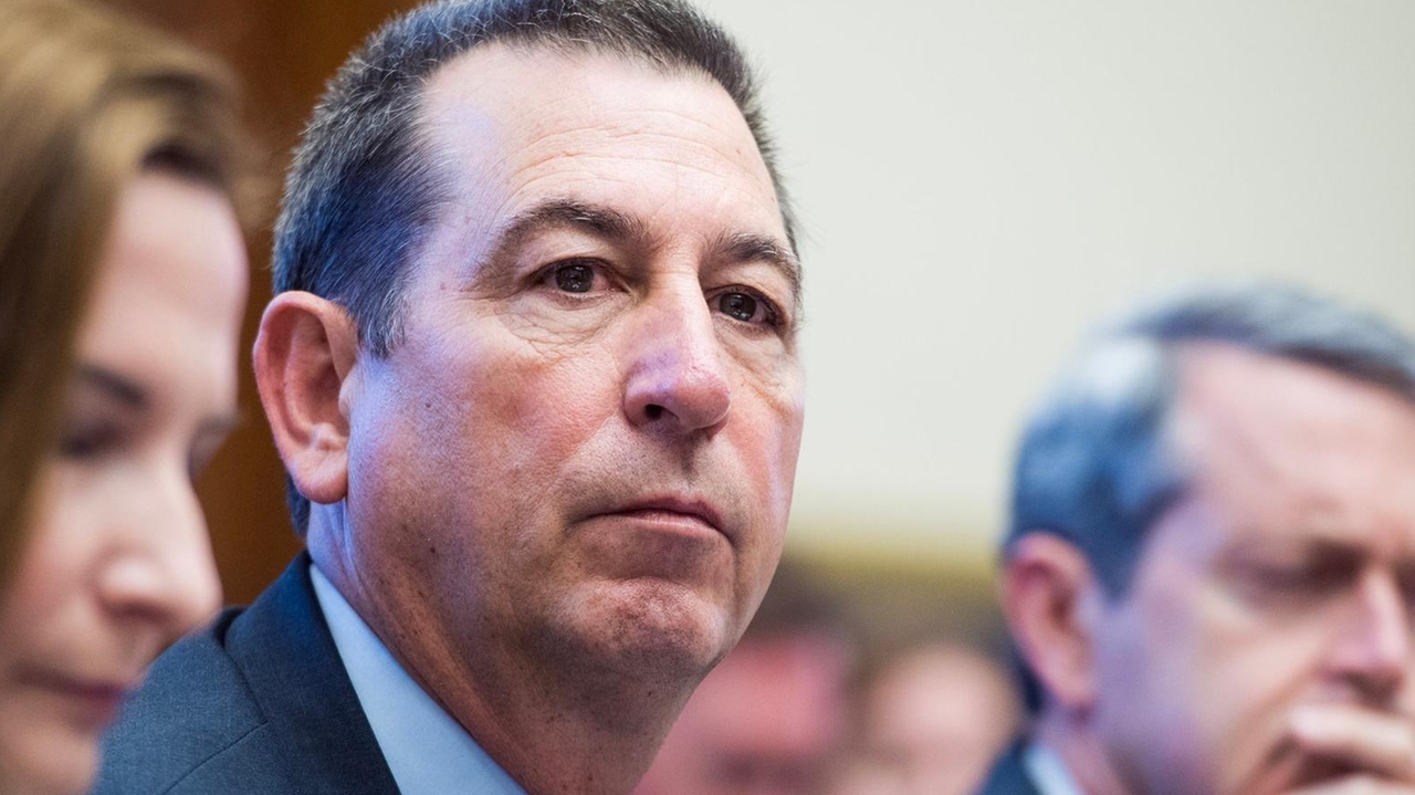 Depositors sticking with New York Community Bancorp, its executives ...