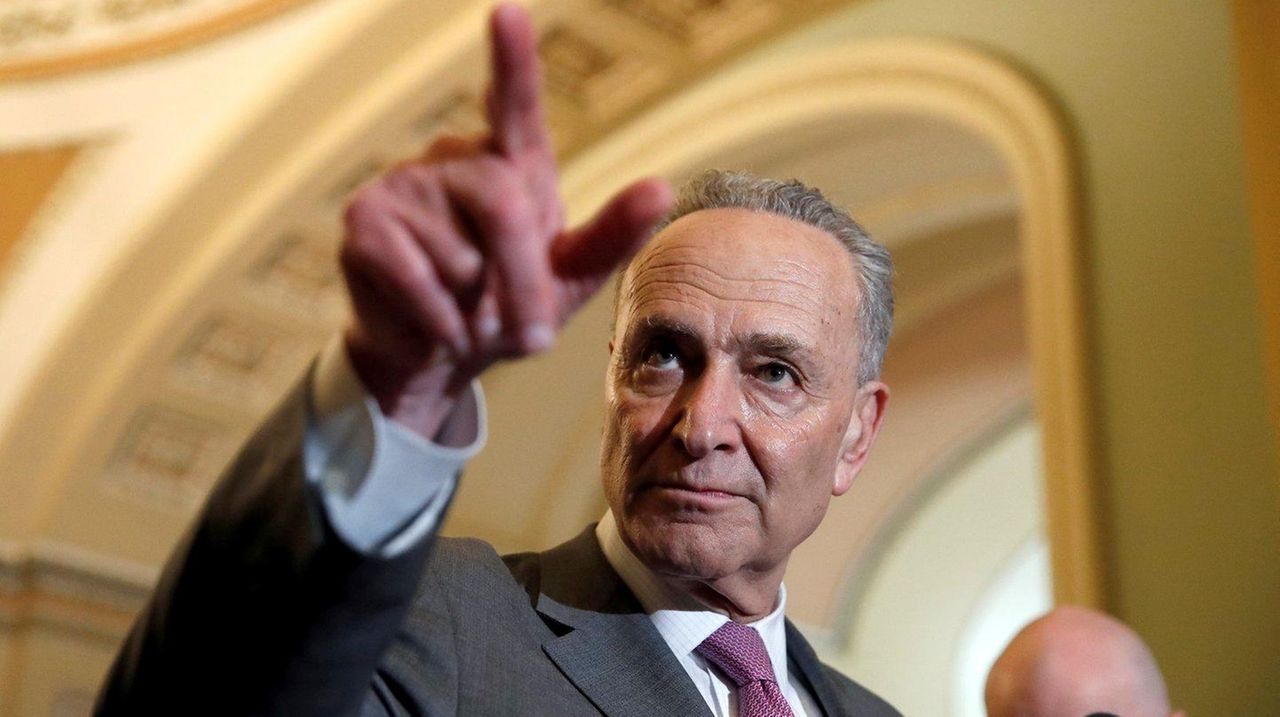 Chuck Schumer shrugs off Donald Trump’s taunt on Iran deal - Newsday