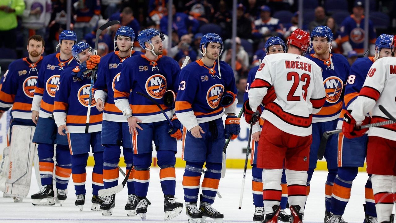 Islanders pack it up for the season on 'Exit Day' - Newsday