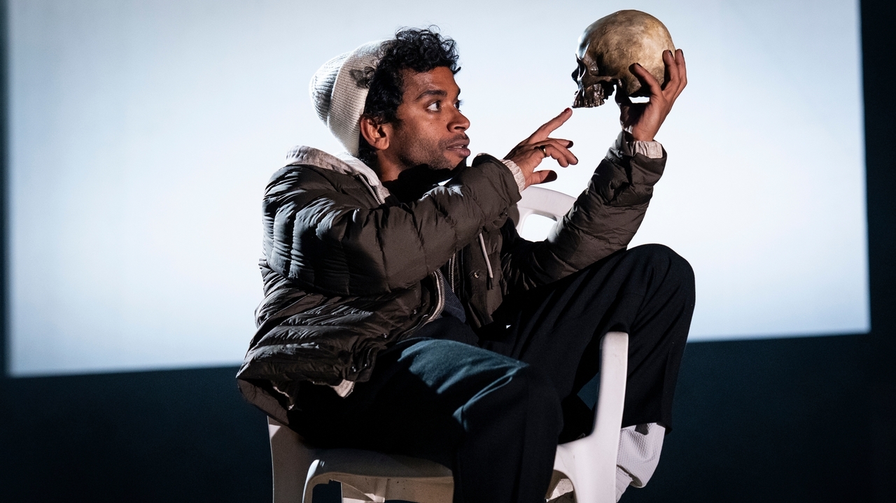 From Taylor Swift to the Oscars, 400-year-old 'Hamlet' flourishes in ...
