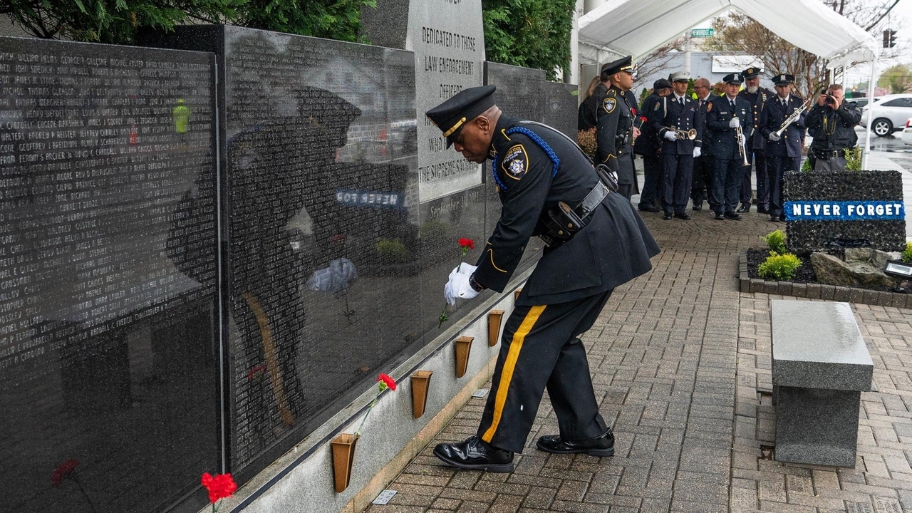 Hicksville ceremony honors 40 more fallen police officers - Newsday