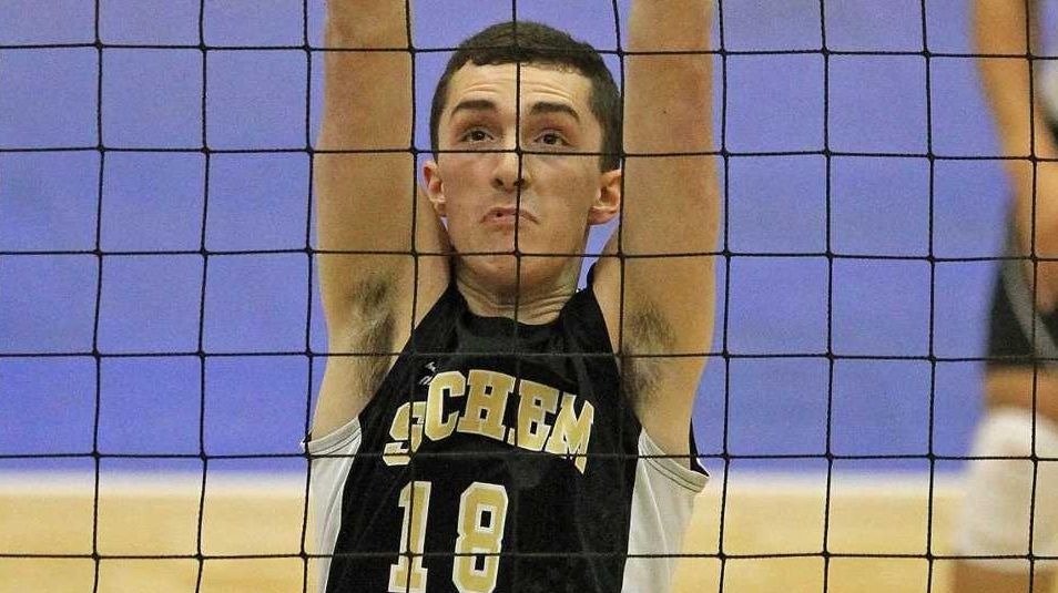 Adam Bloomfield and Sachem North take their time, but top Sachem East ...