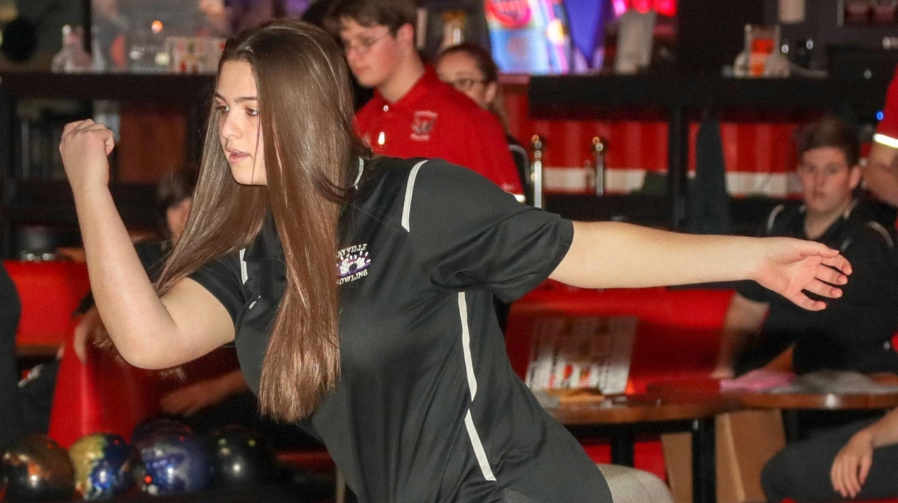 Girls showing they can compete with boys in bowling - Newsday