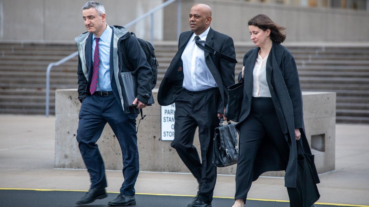 East Northport man sentenced to 12 years in prison for $600 million ...