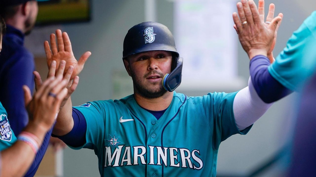 Mariners strike deals with Ty France, Logan Gilbert and 5 others to ...